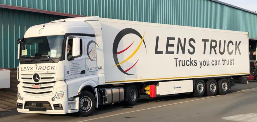 PHOTOS – LENS TRUCK